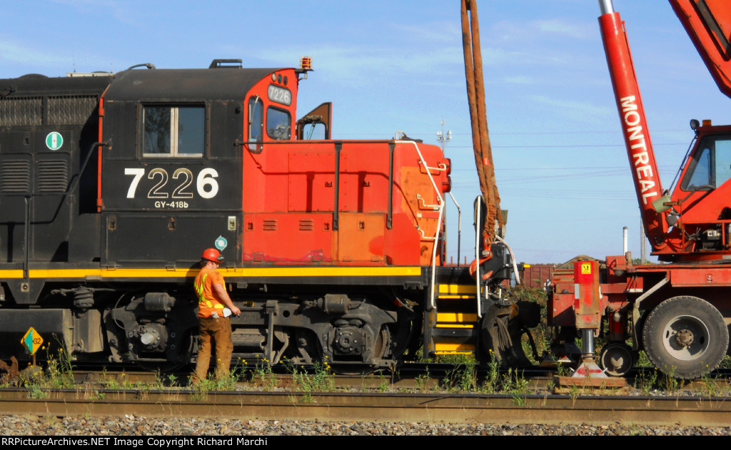 CN 7226